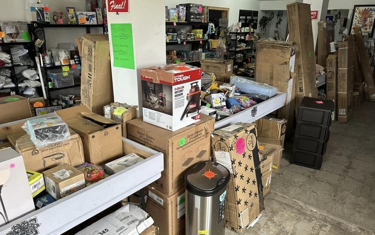 Amazon Bin Stores in New York | The Bin Finder