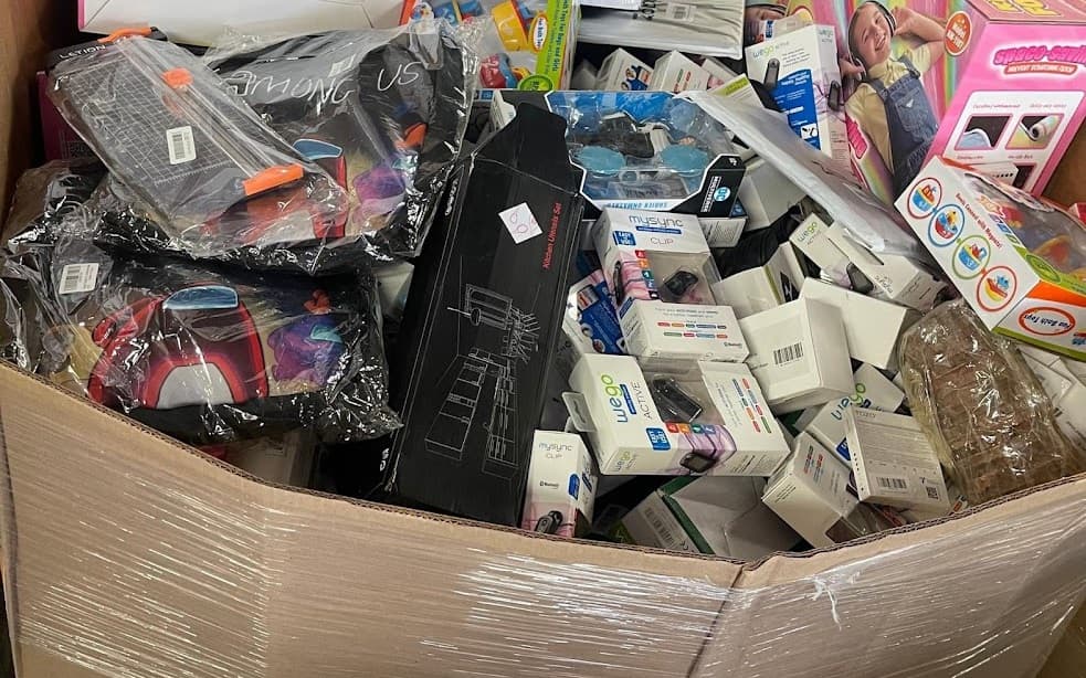 Amazon Bin Stores in New York | The Bin Finder